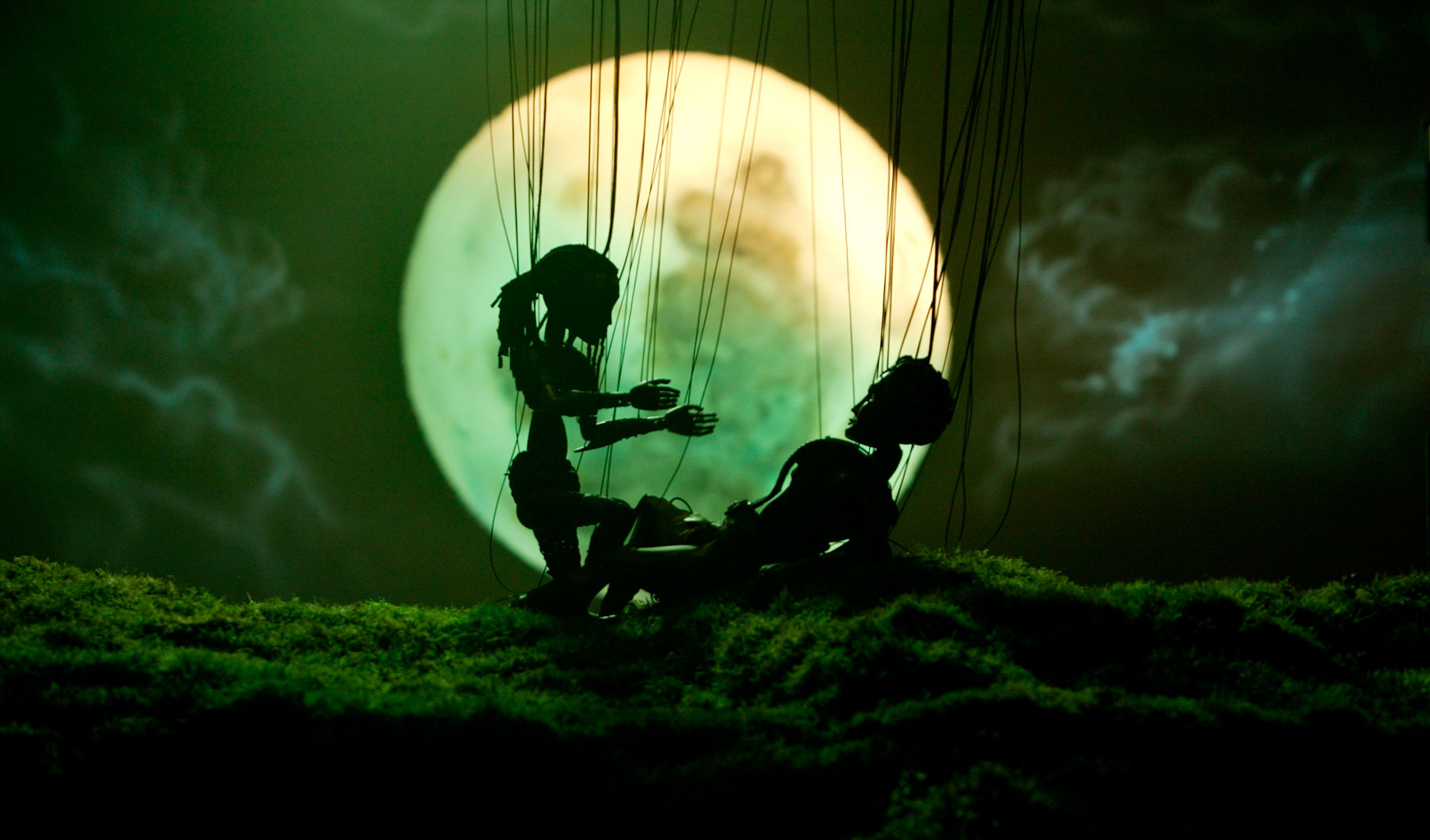 Puppets in Movies - Worlds of Puppets by Bernd Ogrodnik